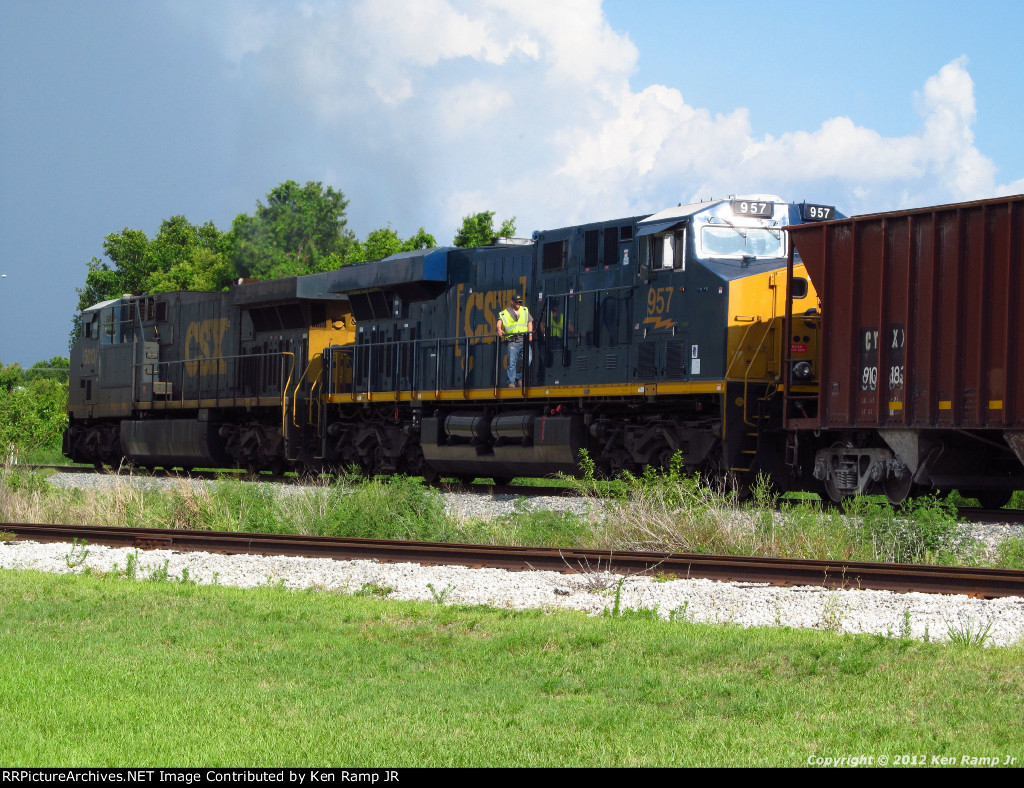 CSX 957